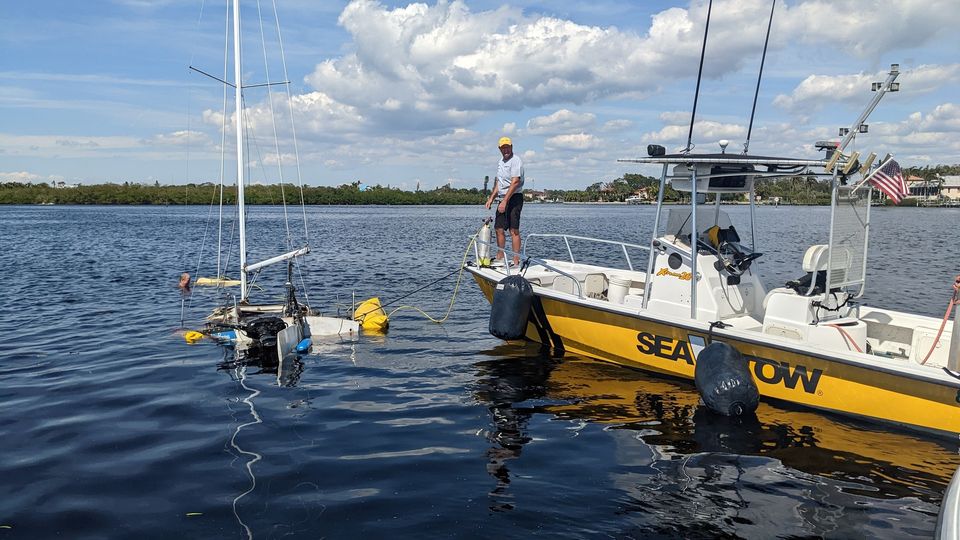 Venice Higel Park closed on Monday for the removal of a sunken sailboat ... Venice Higel Park closed on Monday for the removal of a sunken sailboat ...