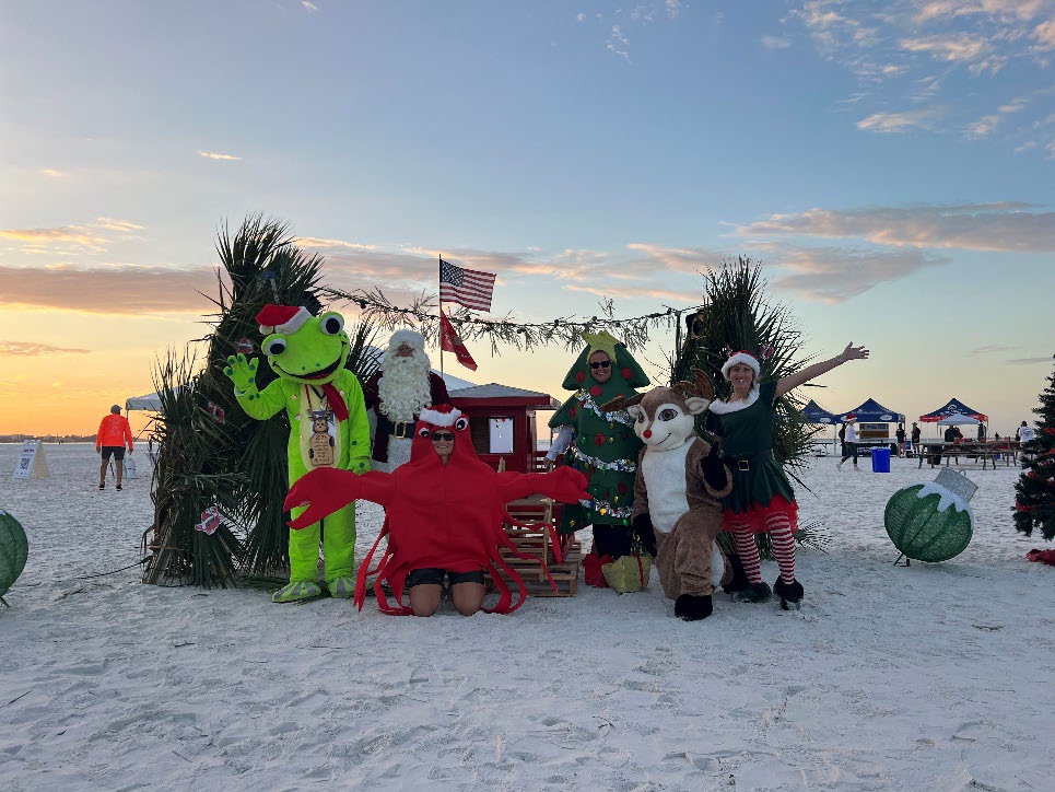 Sandy Claws Beach Run Returns to Siesta on Dec. 14 - The Suncoast News ...